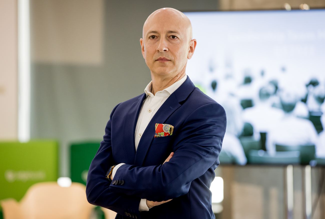 OTP Bank România folosește FLOWX.AI pentru platforma digitală de ...
